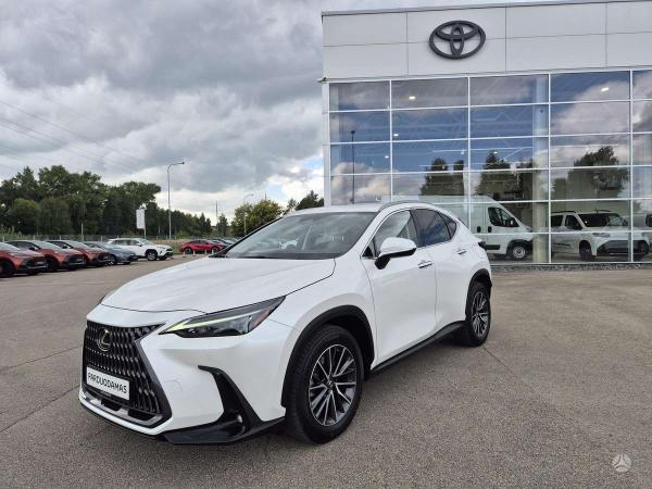 Lexus NX 450h 2022 Panevēža vietnē Balts Lexus NX 450h 2022 Panevēža, ar dzinēja tilpumu 2.49 L un nobraukumu 60 tūkst. km par 43490 €, foto 1 vietnē AUTOMOTO.COM.LV