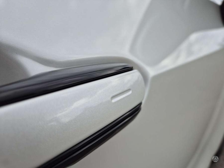 White Lexus NX 450h 2022 in Panevezys, with an engine capacity of 2.49 L and mileage of 60 thousand km for 43490 €, photo 28 on AUTOMOTO.COM.LV