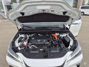 White Lexus NX 450h 2022 in Panevezys, with an engine capacity of 2.49 L and mileage of 60 thousand km for 43490 €, photo 31 on AUTOMOTO.COM.LV