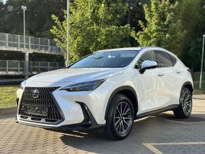 White Lexus NX 450h 2023 in Vilnius, with an engine capacity of 2.50 L and mileage of 29 thousand km for 49499 €, photo  on AUTOMOTO.COM.LV