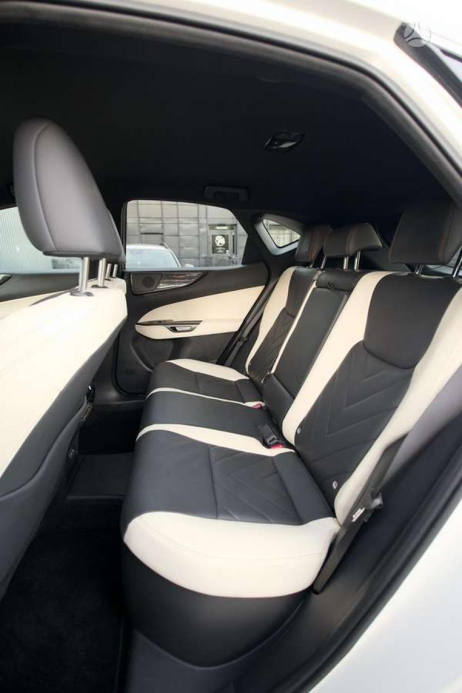 White Lexus NX 450h 2023 in Vilnius, with an engine capacity of 2.49 L and mileage of 15 thousand km for 49900 €, photo 17 on AUTOMOTO.COM.LV