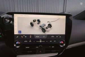 White Lexus NX 450h 2023 in Vilnius, with an engine capacity of 2.49 L and mileage of 15 thousand km for 49900 €, photo 18 on AUTOMOTO.COM.LV