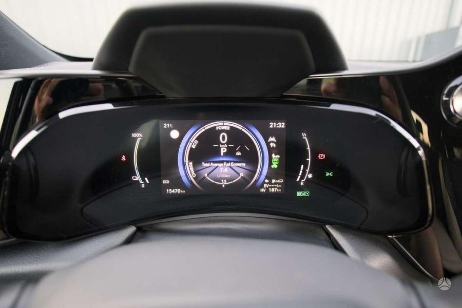 White Lexus NX 450h 2023 in Vilnius, with an engine capacity of 2.49 L and mileage of 15 thousand km for 49900 €, photo 21 on AUTOMOTO.COM.LV
