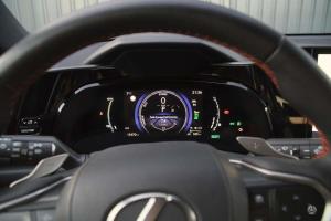 White Lexus NX 450h 2023 in Vilnius, with an engine capacity of 2.49 L and mileage of 15 thousand km for 49900 €, photo 25 on AUTOMOTO.COM.LV