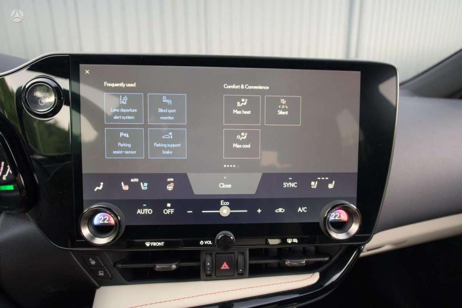 White Lexus NX 450h 2023 in Vilnius, with an engine capacity of 2.49 L and mileage of 15 thousand km for 49900 €, photo 26 on AUTOMOTO.COM.LV