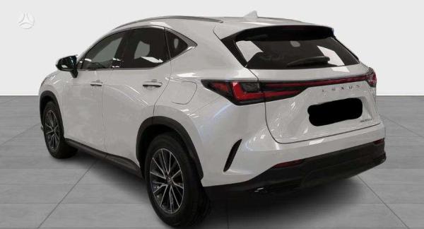 Белый Лексус NX 450h 2023 в Вильнюс, объемом двигателя 2.49 л и пробегом 13 тыс. км за 54000 €, фото 3 на AUTOMOTO.COM.LV