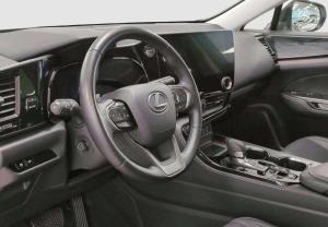 White Lexus NX 450h 2023 in Vilnius, with an engine capacity of 2.49 L and mileage of 13 thousand km for 54000 €, photo 6 on AUTOMOTO.COM.LV