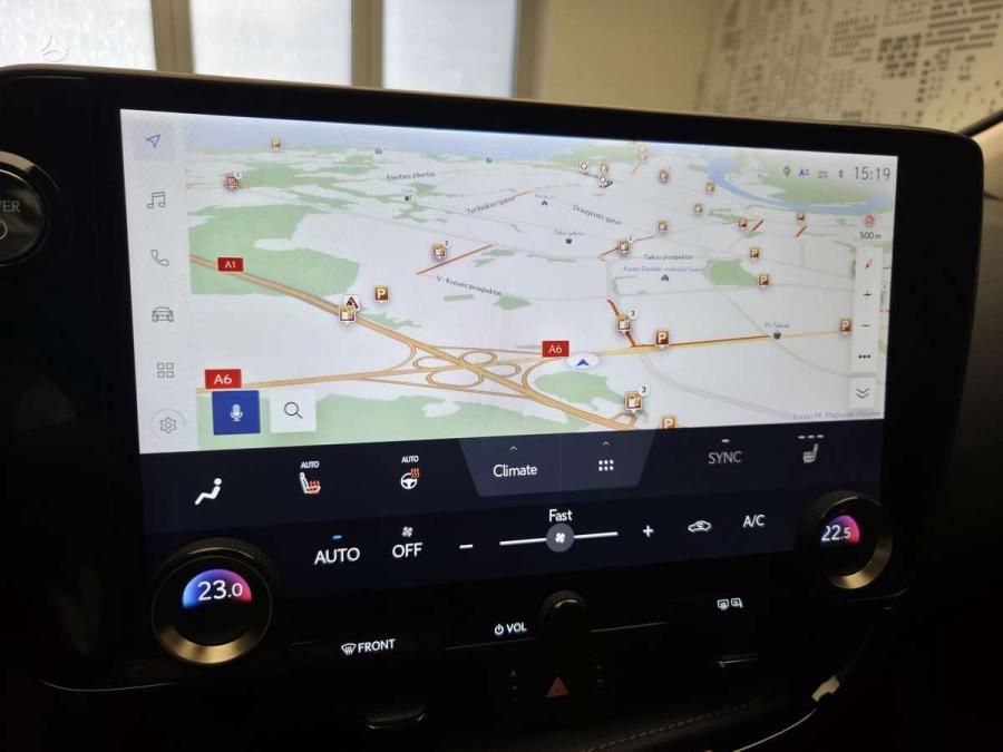 White Lexus NX 450h 2023 in Kaunas, with an engine capacity of 2.49 L and mileage of 30 thousand km for 48900 €, photo 19 on AUTOMOTO.COM.LV