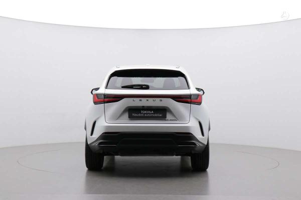 Balts Lexus NX 450h 2024 Viļņa, ar dzinēja tilpumu 2.49 L un nobraukumu 75 tūkst. km par 48900 €, foto 4 vietnē AUTOMOTO.COM.LV