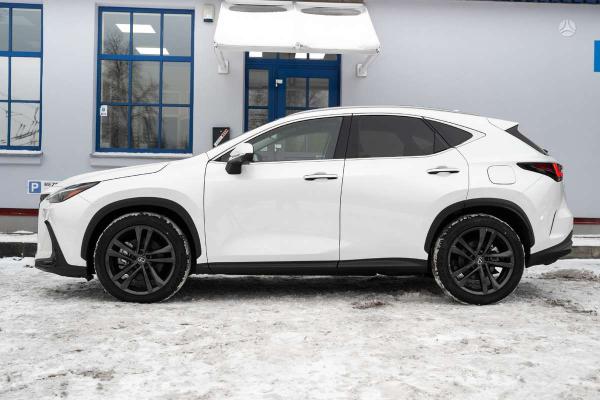 Balts Lexus NX 450h 2025 Viļņa, ar dzinēja tilpumu 2.49 L un nobraukumu 6 tūkst. km par 58800 €, foto 7 vietnē AUTOMOTO.COM.LV