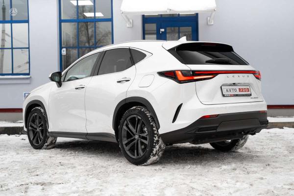 Balts Lexus NX 450h 2025 Viļņa, ar dzinēja tilpumu 2.49 L un nobraukumu 6 tūkst. km par 58800 €, foto 10 vietnē AUTOMOTO.COM.LV