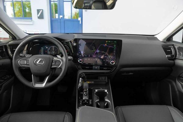 White Lexus NX 450h 2025 in Vilnius, with an engine capacity of 2.49 L and mileage of 2 thousand km for 60500 €, photo 4 on AUTOMOTO.COM.LV