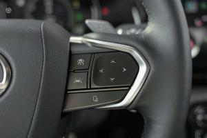 White Lexus NX 450h 2025 in Vilnius, with an engine capacity of 2.49 L and mileage of 2 thousand km for 60500 €, photo 23 on AUTOMOTO.COM.LV