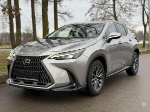 Yellow Lexus NX 450h 2022 in Panevezys, with an engine capacity of 2.49 L and mileage of 82 thousand km for 42900 €, photo 3 on AUTOMOTO.COM.LV