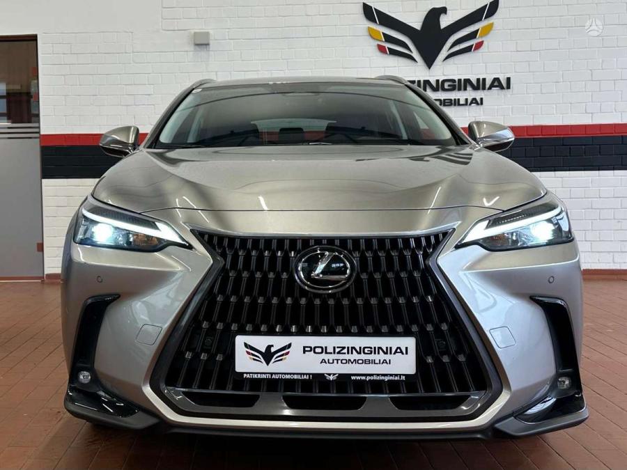 Yellow Lexus NX 450h 2024 in Kaunas, with an engine capacity of 2.49 L and mileage of 43 thousand km for 44900 €, photo 4 on AUTOMOTO.COM.LV