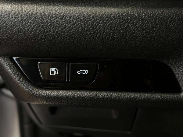 Dzeltens Lexus NX 450h 2024 Kauņa, ar dzinēja tilpumu 2.49 L un nobraukumu 43 tūkst. km par 44900 €, foto 10 vietnē AUTOMOTO.COM.LV