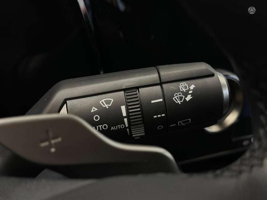 Yellow Lexus NX 450h 2024 in Kaunas, with an engine capacity of 2.49 L and mileage of 43 thousand km for 44900 €, photo 13 on AUTOMOTO.COM.LV