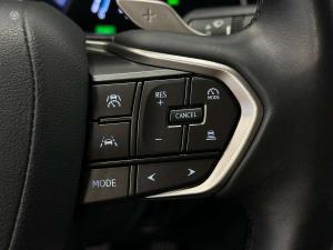 Yellow Lexus NX 450h 2024 in Kaunas, with an engine capacity of 2.49 L and mileage of 43 thousand km for 44900 €, photo 15 on AUTOMOTO.COM.LV