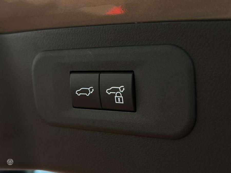 Yellow Lexus NX 450h 2024 in Kaunas, with an engine capacity of 2.49 L and mileage of 43 thousand km for 44900 €, photo 28 on AUTOMOTO.COM.LV