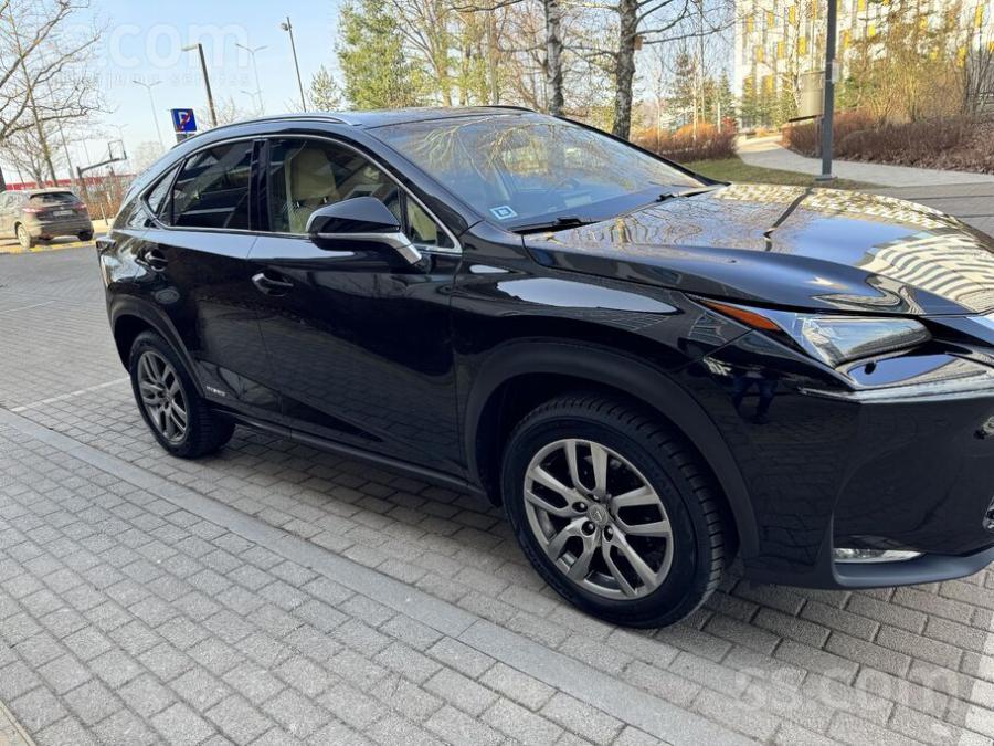 Black Lexus NX 2015 in Riga, with an engine capacity of 2.50 L and mileage of 161 thousand km for 20900 €, photo 5 on AUTOMOTO.COM.LV