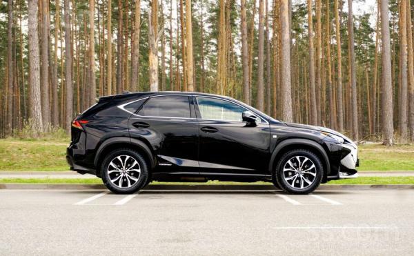 Melns Lexus NX 2015 Rīga, ar dzinēja tilpumu 2.50 L un nobraukumu 215 tūkst. km par 18190 €, foto 8 vietnē AUTOMOTO.COM.LV