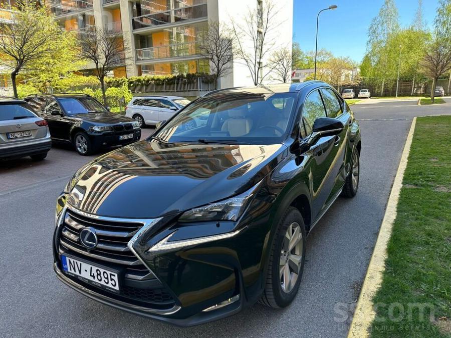 Melns Lexus NX 2015 Rīga, ar dzinēja tilpumu 2.50 L un nobraukumu 130 tūkst. km par 22753 €, foto 4 vietnē AUTOMOTO.COM.LV
