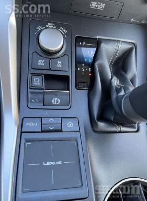 Melns Lexus NX 2015 Rīga, ar dzinēja tilpumu 2.50 L un nobraukumu 130 tūkst. km par 22753 €, foto 11 vietnē AUTOMOTO.COM.LV