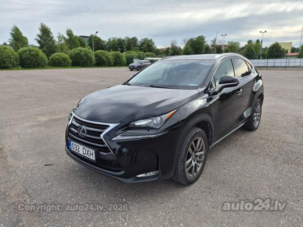 Melns Lexus NX 2015 Tallina, ar dzinēja tilpumu 2.50 L un nobraukumu 193 tūkst. km par 19990 €, foto 5 vietnē AUTOMOTO.COM.LV
