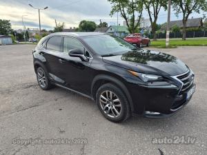 Melns Lexus NX 2015 Tallina, ar dzinēja tilpumu 2.50 L un nobraukumu 193 tūkst. km par 19990 €, foto 8 vietnē AUTOMOTO.COM.LV