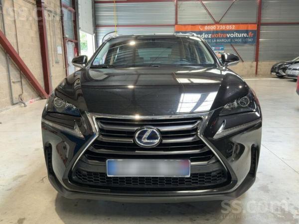 Black Lexus NX 2015 in Daugavpils, with an engine capacity of 2.50 L and mileage of 205 thousand km for 18900 €, photo 1 on AUTOMOTO.COM.LV