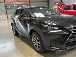 Black Lexus NX 2015 in Daugavpils, with an engine capacity of 2.50 L and mileage of 205 thousand km for 18900 €, photo 3 on AUTOMOTO.COM.LV