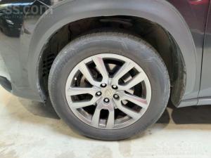Black Lexus NX 2015 in Daugavpils, with an engine capacity of 2.50 L and mileage of 205 thousand km for 18900 €, photo 10 on AUTOMOTO.COM.LV
