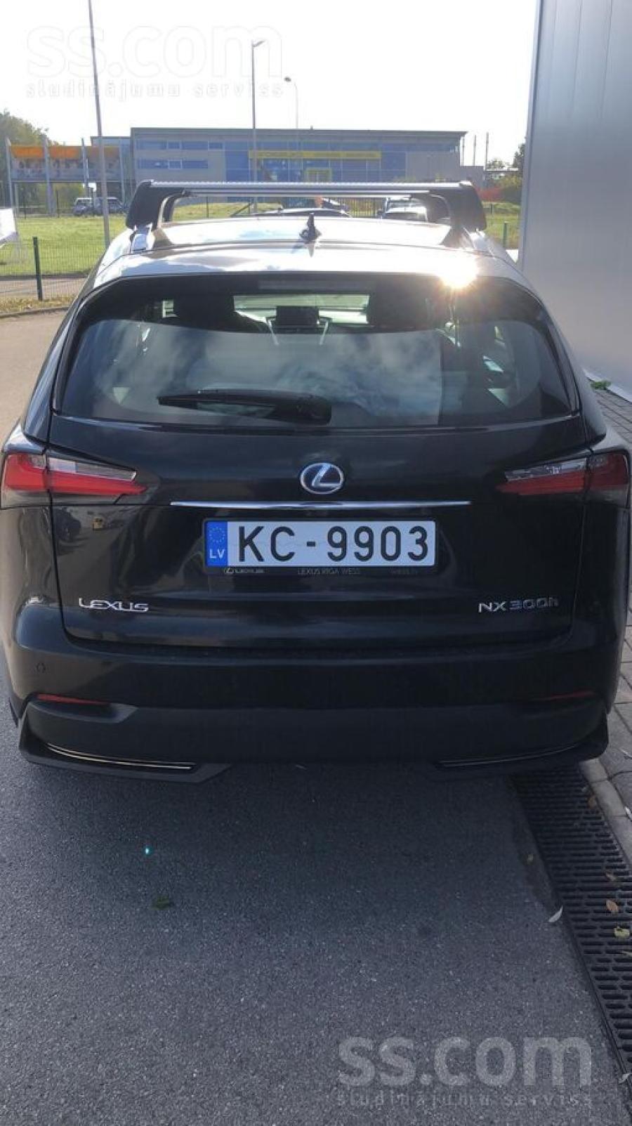 Black Lexus NX 2015 in Riga, with an engine capacity of 2.50 L and mileage of 177 thousand km for 16500 €, photo 5 on AUTOMOTO.COM.LV