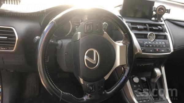 Melns Lexus NX 2015 Rīga, ar dzinēja tilpumu 2.50 L un nobraukumu 177 tūkst. km par 16500 €, foto 5 vietnē AUTOMOTO.COM.LV