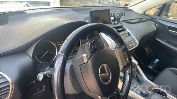 Melns Lexus NX 2015 Rīga, ar dzinēja tilpumu 2.50 L un nobraukumu 177 tūkst. km par 16500 €, foto 10 vietnē AUTOMOTO.COM.LV