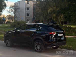 Черный Лексус НХ 2015 в Рига, объемом двигателя 2.50 л и пробегом 225 тыс. км за 15900 €, фото 9 на AUTOMOTO.COM.LV