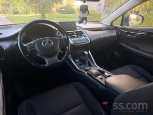 Черный Лексус НХ 2015 в Рига, объемом двигателя 2.50 л и пробегом 225 тыс. км за 15900 €, фото 11 на AUTOMOTO.COM.LV