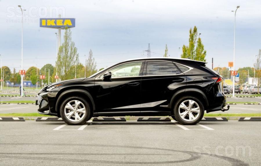 Black Lexus NX 2015 in Riga, with an engine capacity of 2.50 L and mileage of 131 thousand km for 21990 €, photo 6 on AUTOMOTO.COM.LV