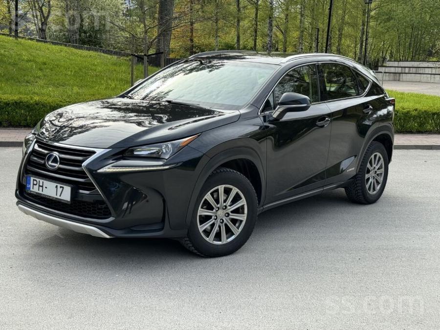 Black Lexus NX 2016 in Jurmala, with an engine capacity of 2.50 L and mileage of 154 thousand km for 20100 €, photo 2 on AUTOMOTO.COM.LV
