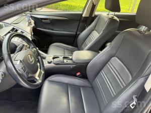 Melns Lexus NX 2016 Jūrmala, ar dzinēja tilpumu 2.50 L un nobraukumu 163 tūkst. km par 19800 €, foto 12 vietnē AUTOMOTO.COM.LV
