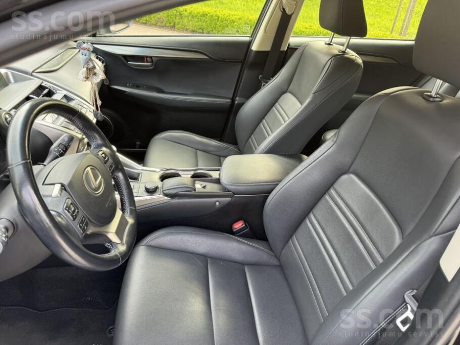 Melns Lexus NX 2016 Jūrmala, ar dzinēja tilpumu 2.50 L un nobraukumu 163 tūkst. km par 19800 €, foto 12 vietnē AUTOMOTO.COM.LV