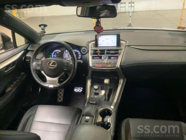 Melns Lexus NX 2016 Daugavpils, ar dzinēja tilpumu 2.50 L un nobraukumu 190 tūkst. km par 22890 €, foto 5 vietnē AUTOMOTO.COM.LV