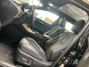 Black Lexus NX 2016 in Daugavpils, with an engine capacity of 2.50 L and mileage of 190 thousand km for 22890 €, photo 6 on AUTOMOTO.COM.LV