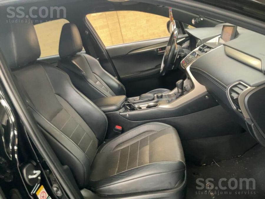 Black Lexus NX 2016 in Daugavpils, with an engine capacity of 2.50 L and mileage of 190 thousand km for 22890 €, photo 7 on AUTOMOTO.COM.LV