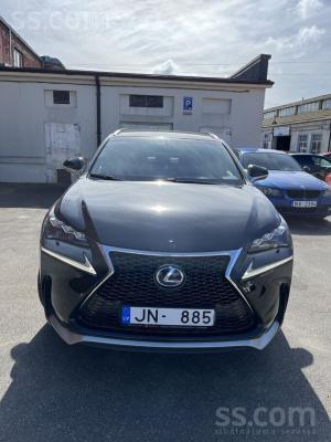 Black Lexus NX 2017 in Riga, with an engine capacity of 2.50 L and mileage of 168 thousand km for 23200 €, photo 4 on AUTOMOTO.COM.LV