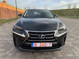 Black Lexus NX 2017 in Daugavpils, with an engine capacity of 2.50 L and mileage of 198 thousand km for 18000 €, photo 3 on AUTOMOTO.COM.LV
