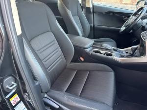 Black Lexus NX 2017 in Daugavpils, with an engine capacity of 2.50 L and mileage of 198 thousand km for 18000 €, photo 18 on AUTOMOTO.COM.LV