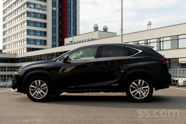Black Lexus NX 2017 in Riga, with an engine capacity of 2.50 L and mileage of 64 thousand km for 25500 €, photo 2 on AUTOMOTO.COM.LV