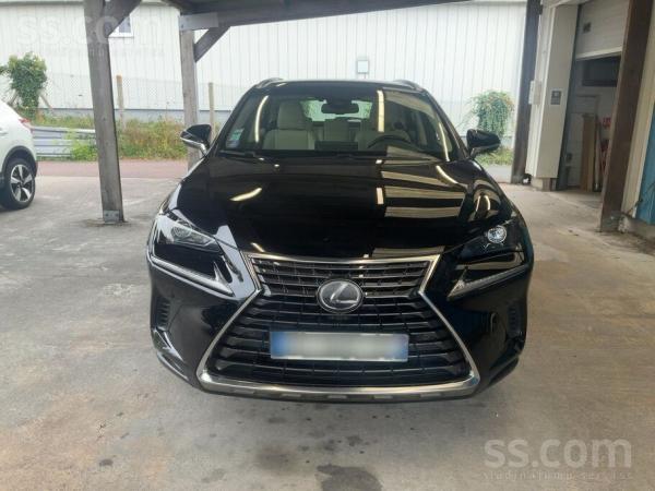 Black Lexus NX 2017 in Riga, with an engine capacity of 2.50 L and mileage of 161 thousand km for 21900 €, photo 1 on AUTOMOTO.COM.LV
