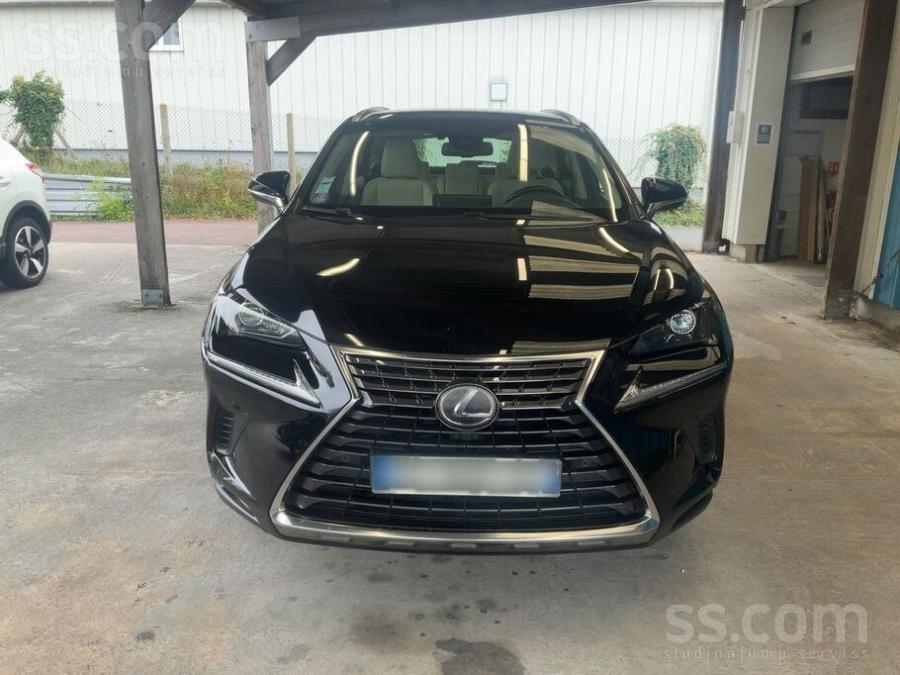 Melns Lexus NX 2017 Rīga, ar dzinēja tilpumu 2.50 L un nobraukumu 161 tūkst. km par 21900 €, foto 1 vietnē AUTOMOTO.COM.LV